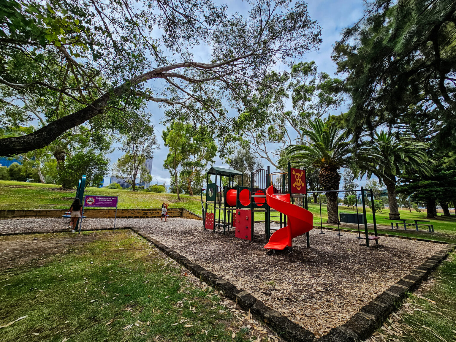 John Oldham Park, Perth - Buggybuddys guide for families in Perth