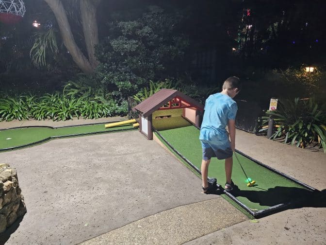 Mini Golf at Wanneroo Botanic Gardens - Buggybuddys guide to Perth