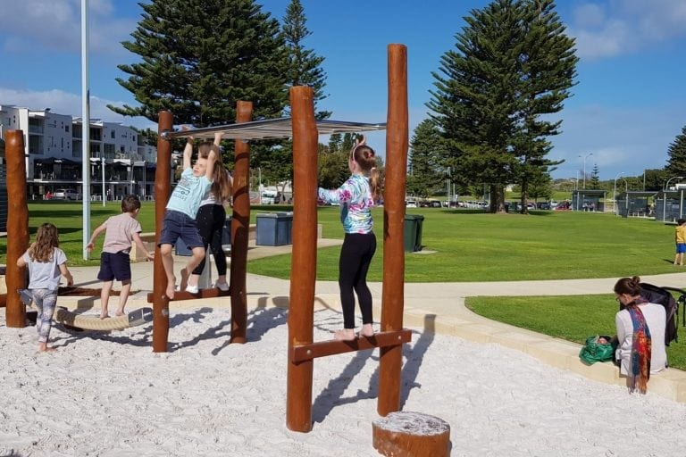 Tom Simpson Park Playground Mullaloo - Buggybuddys guide for families ...
