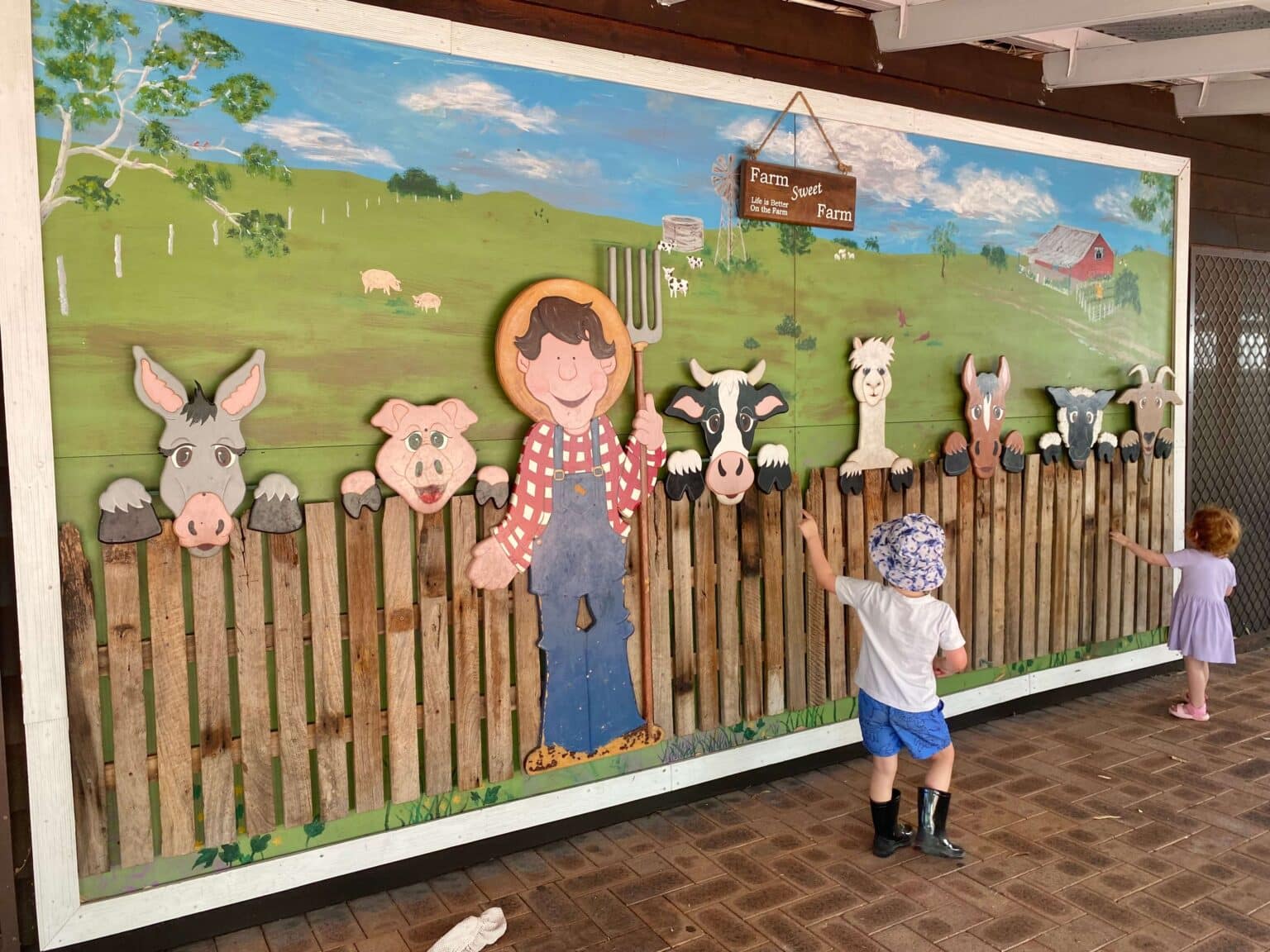 Animal Farms in Perth - Buggybuddys guide to Perth