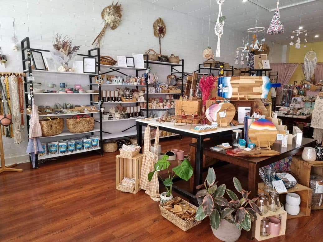 Kalamunda Farmers Market, Kalamunda - Buggybuddys guide to Perth