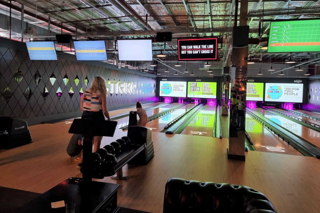 Bowling in Perth - Guide to the Best Ten Pin Bowling Alleys in Perth