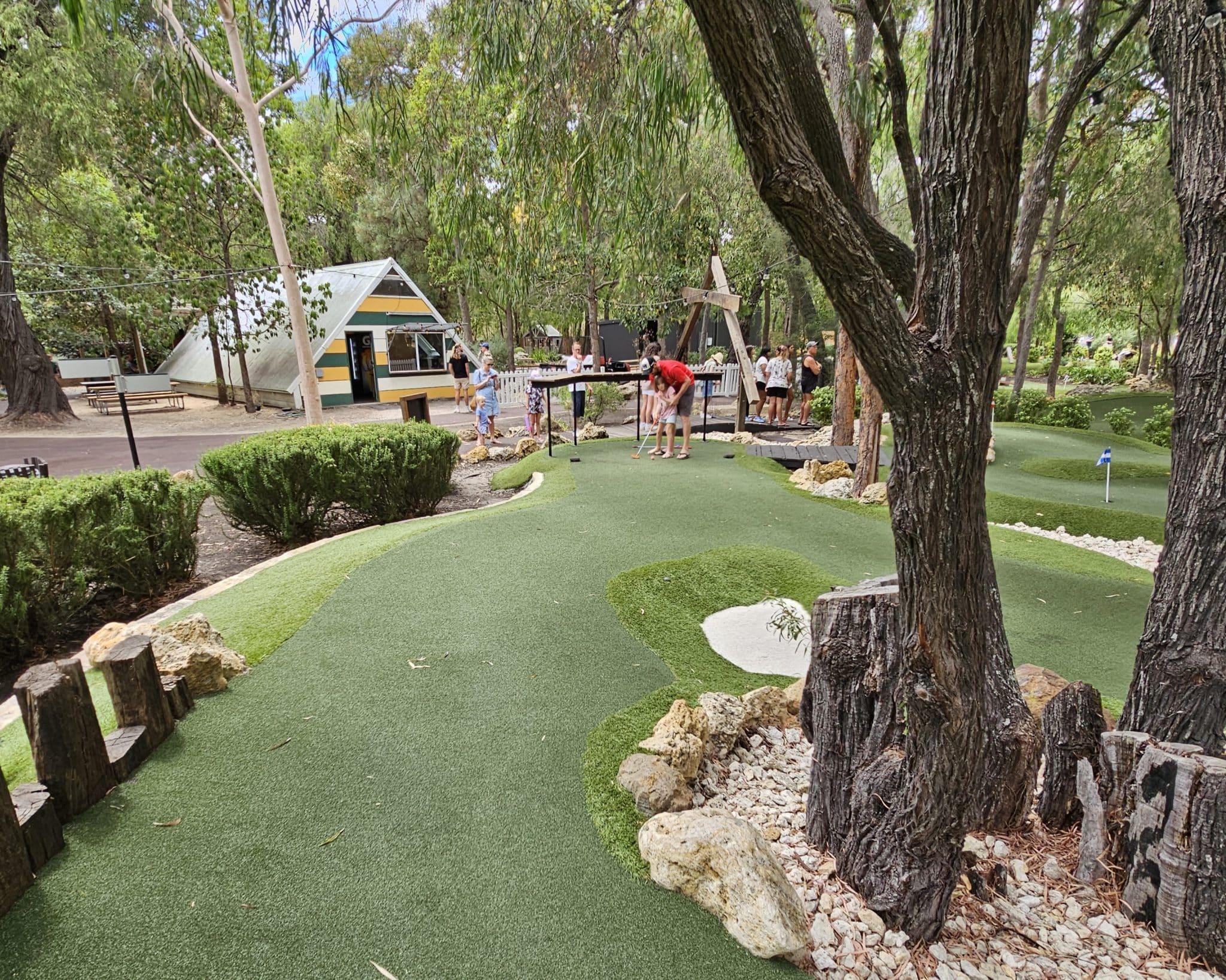 The Par 3 Mini Golf, West Busselton - Buggybuddys guide to Perth