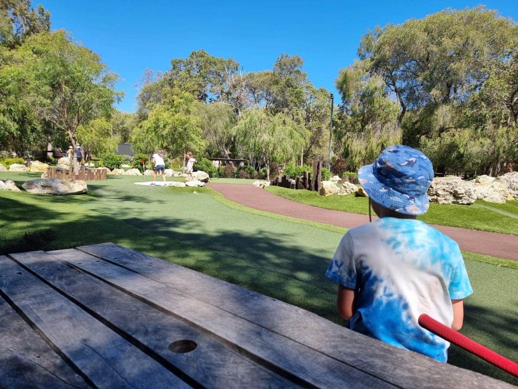 The Par 3 Mini Golf, West Busselton - Buggybuddys guide to Perth
