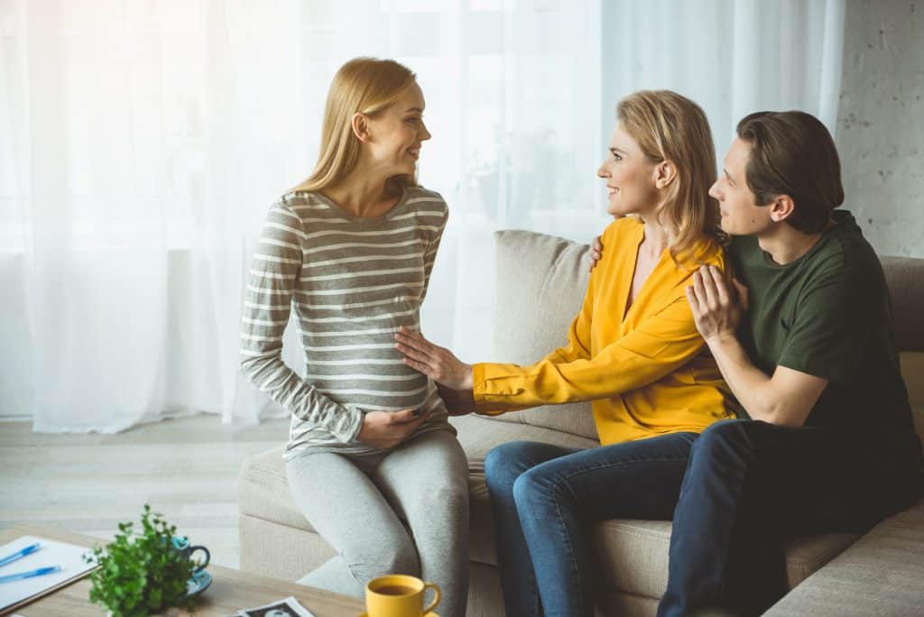 What Couples Need To Know About Gestational Surrogacy - Buggybuddys ...