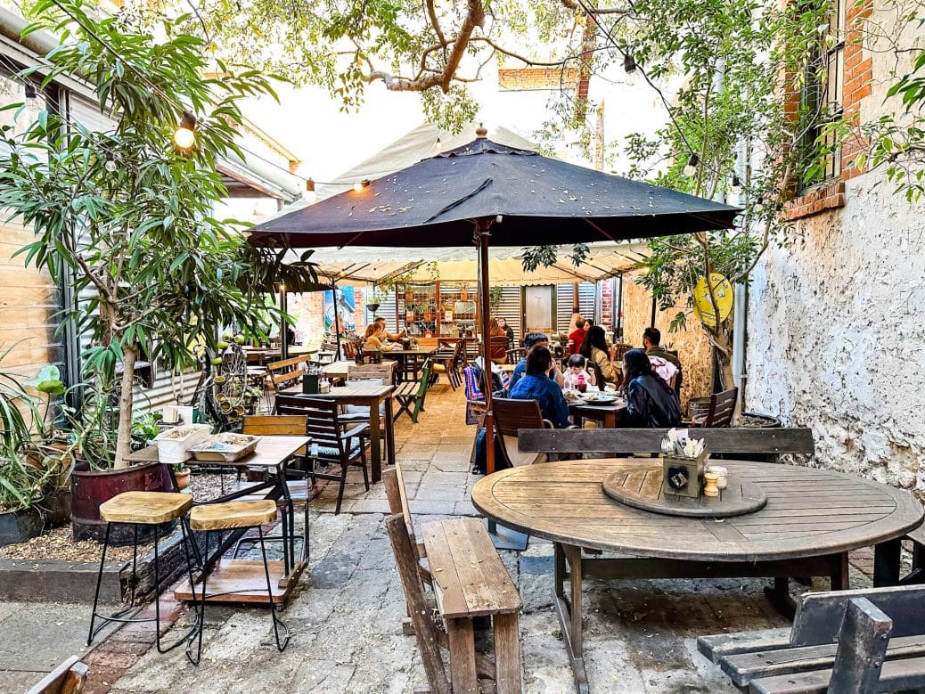 Moore and Moore Cafe Fremantle - Buggybuddys guide to Perth