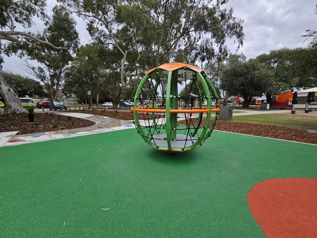 Tomato Lake Reserve and All Abilities Playground - Buggybuddys guide ...