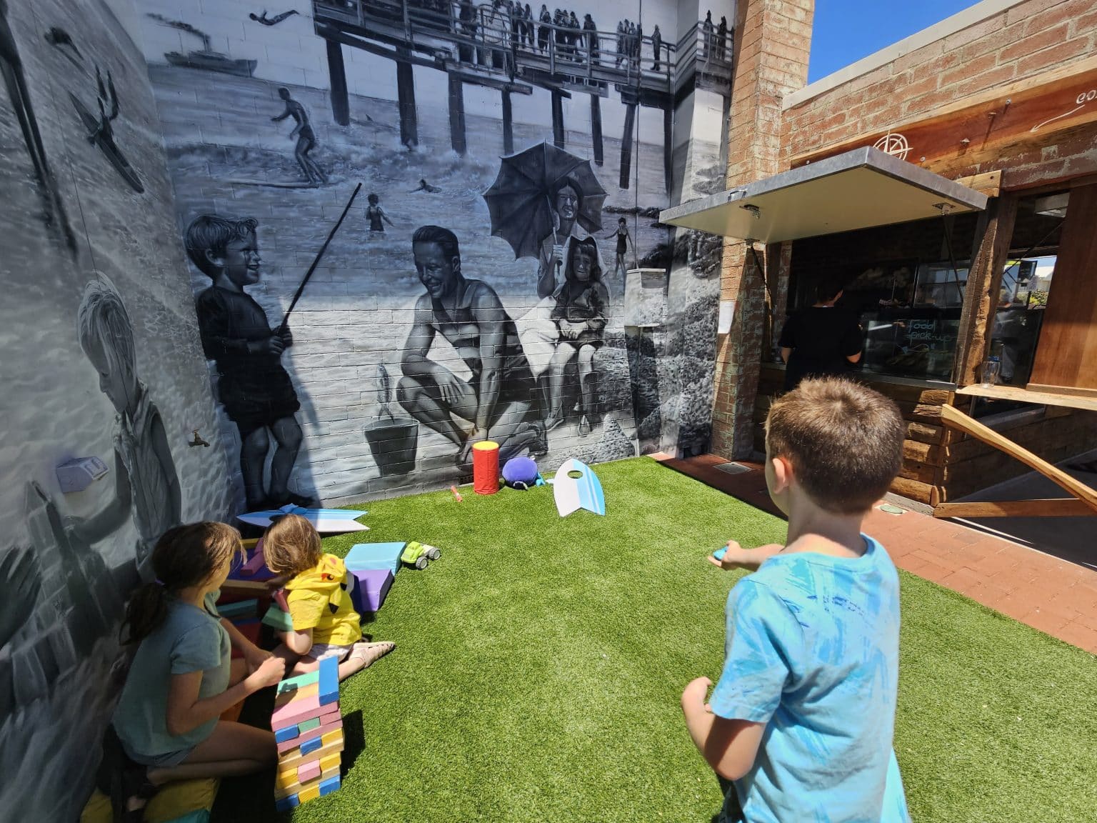 Froth Craft Beach, North Beach - Buggybuddys guide to Perth
