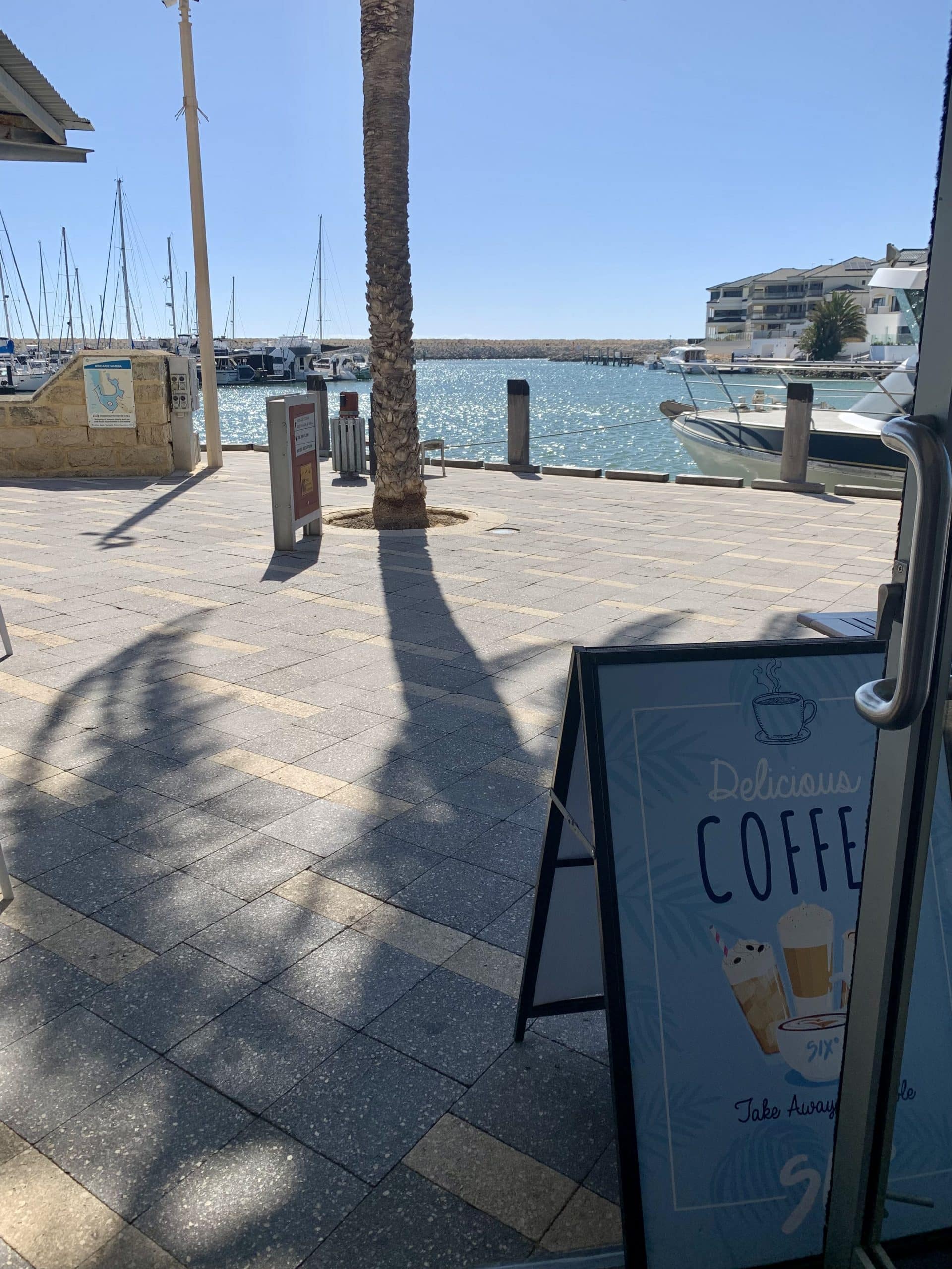 Six Degrees, Mindarie Marina - Buggybuddys guide to Perth