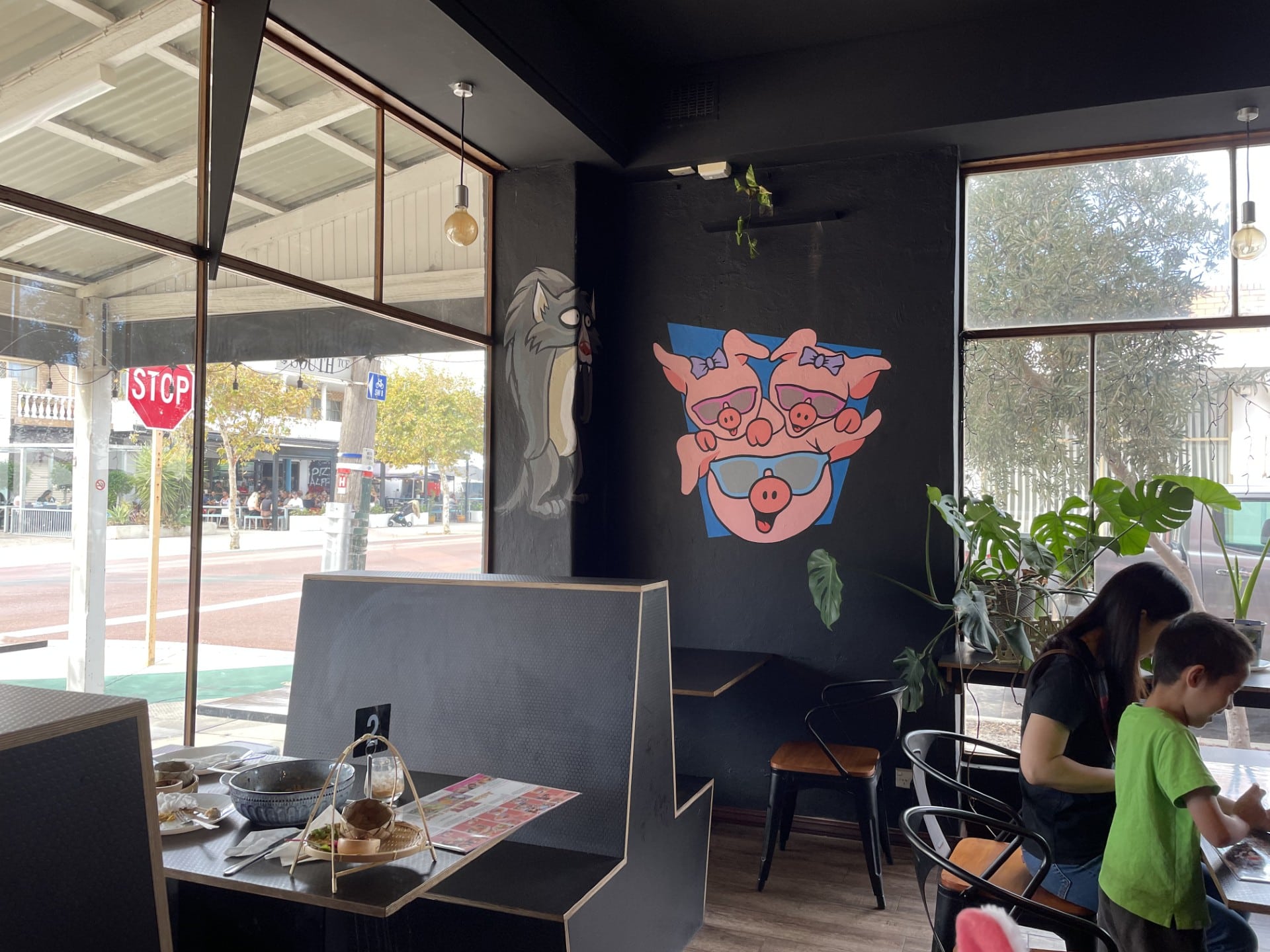 Three Little Pigs Cafe, South Fremantle - Buggybuddys guide to Perth