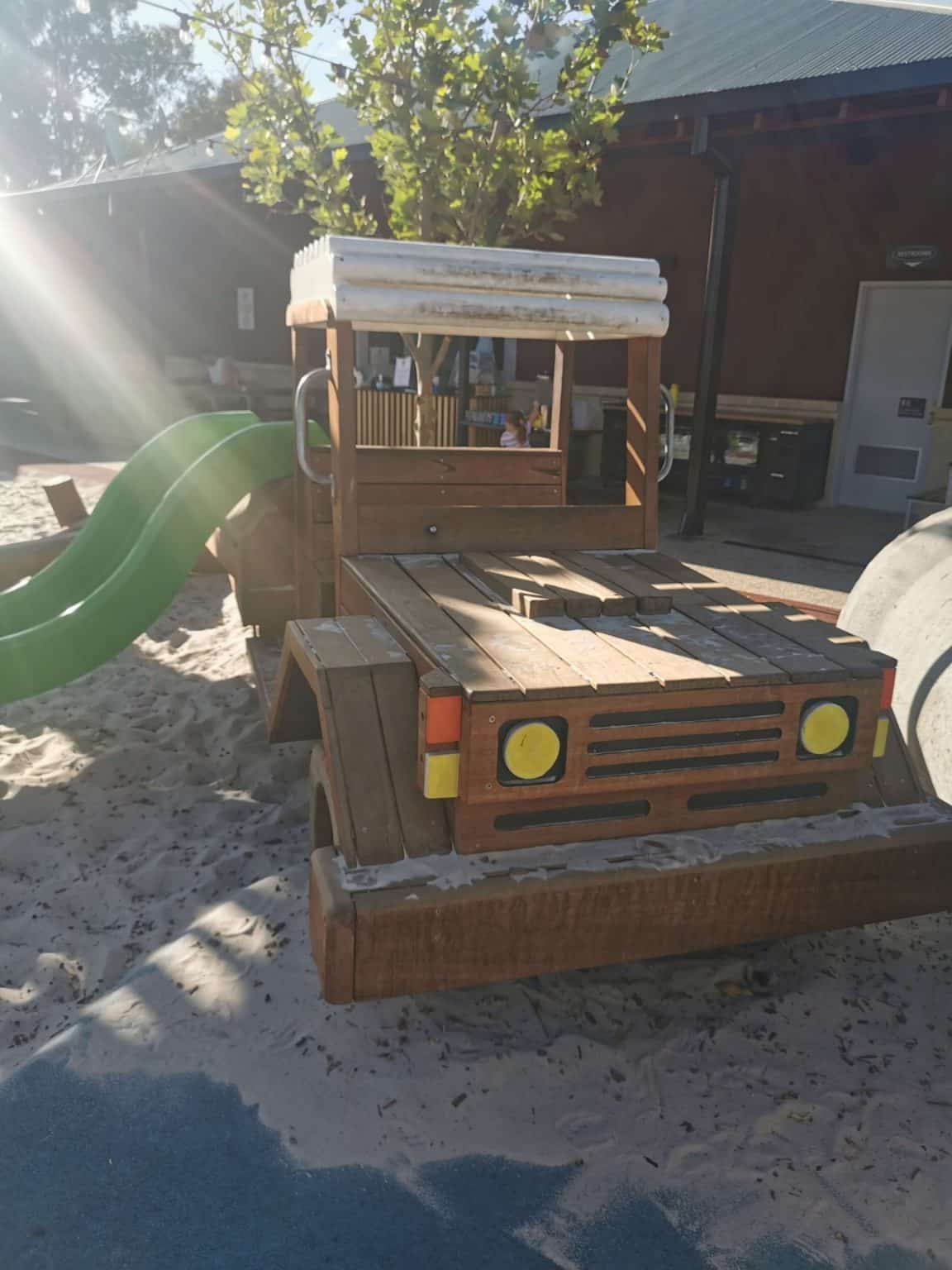 Charlie's Paddock, Piara Waters - Buggybuddys guide to Perth