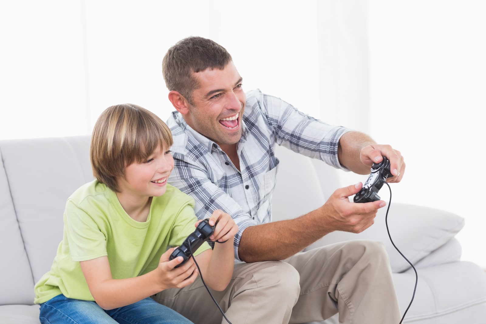 How Parents Can Use Video Games to Bond with Their Kids - Buggybuddys ...