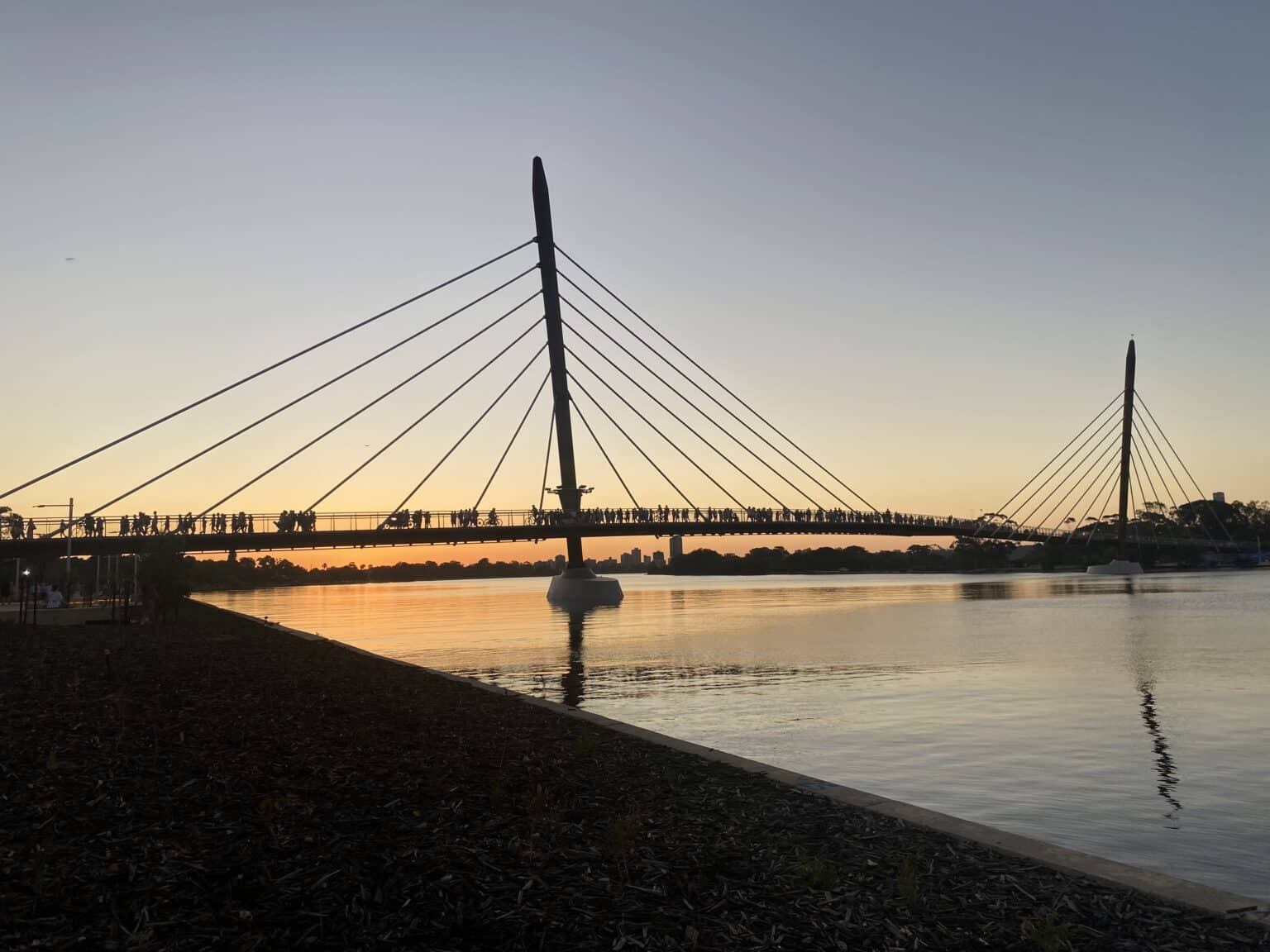 Boorloo Bridge, Perth - Buggybuddys guide to Perth