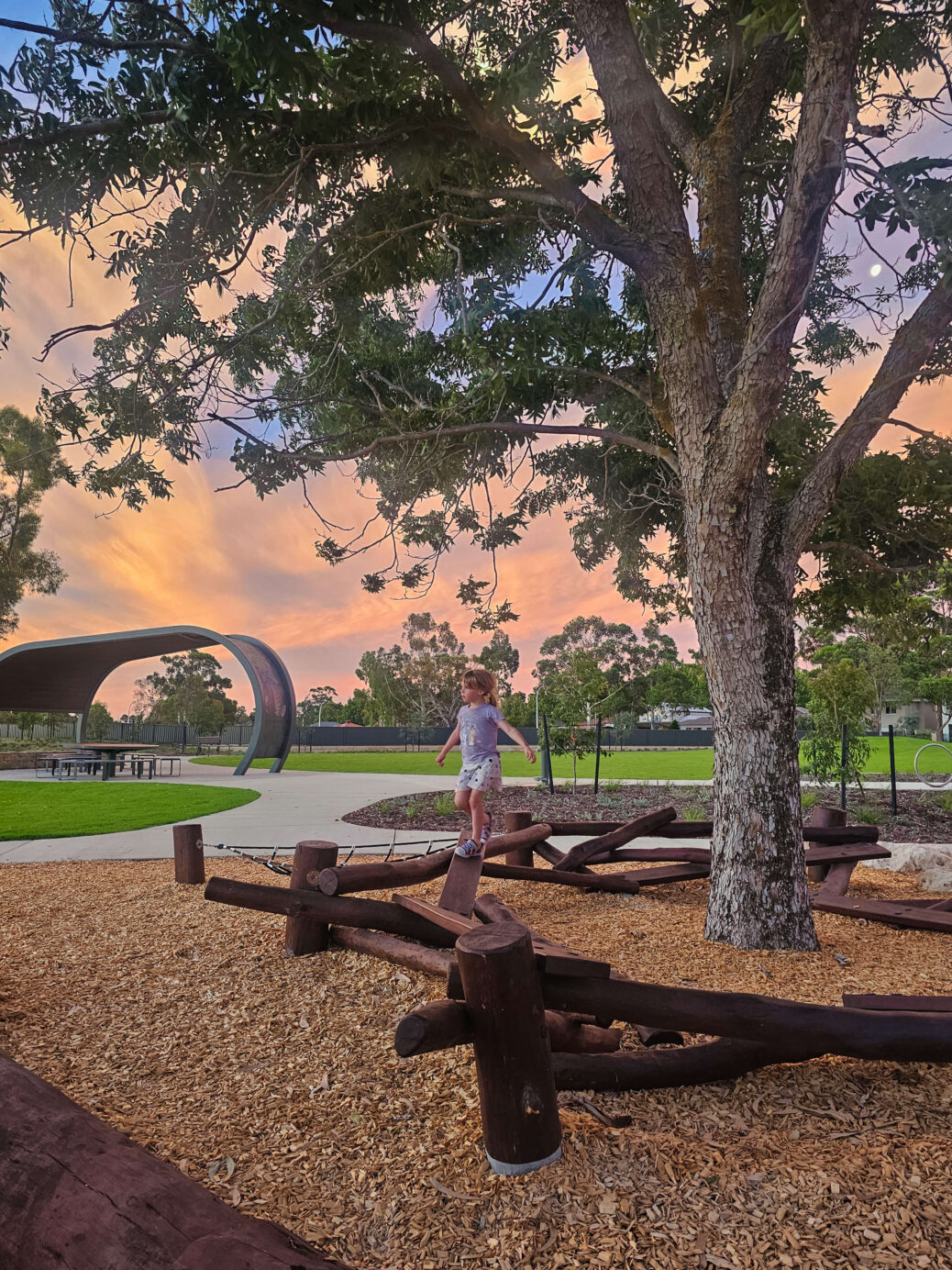 Glen Iris Estate Playground - Buggybuddys guide for families in Perth