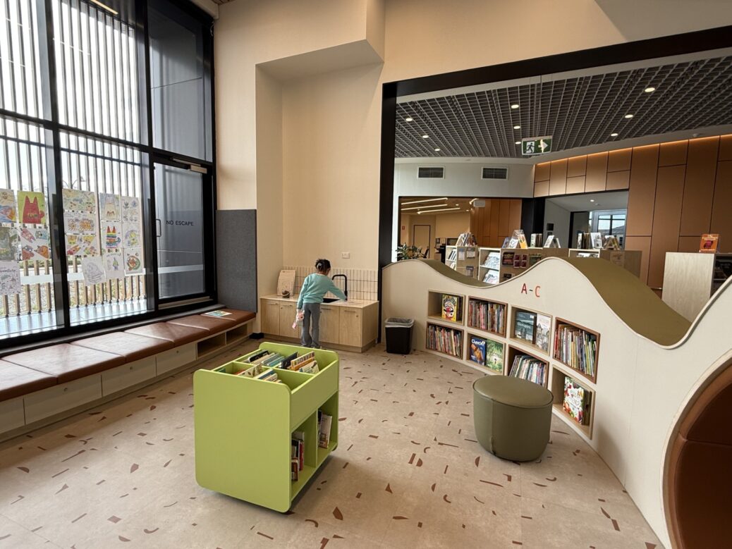 Piara Waters Library - Buggybuddys guide to Perth